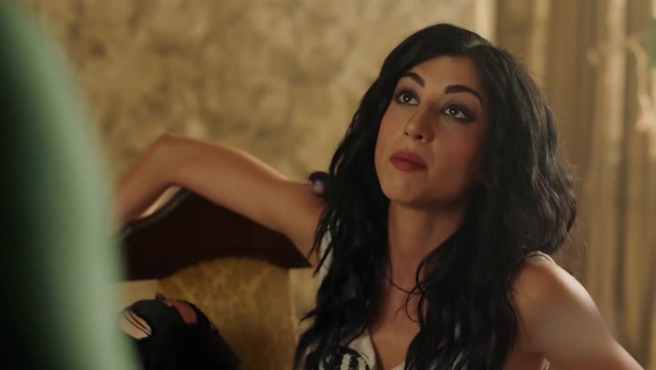 The Only Word Worthy of Kelly Maxwell | Nightmare Nostalgia