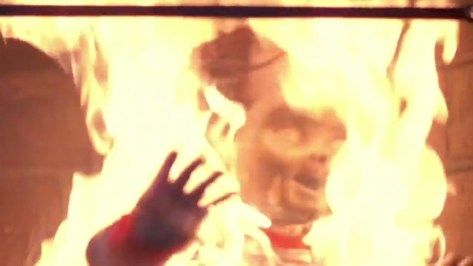 Holiday Horror Yule Log: Chucky Roasting On An Open Fire | Nightmare ...
