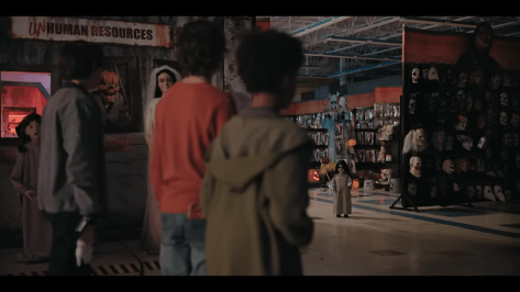 “Spirit Halloween: The Movie” Trailer Gives Us Our First Spooky Glimpse ...