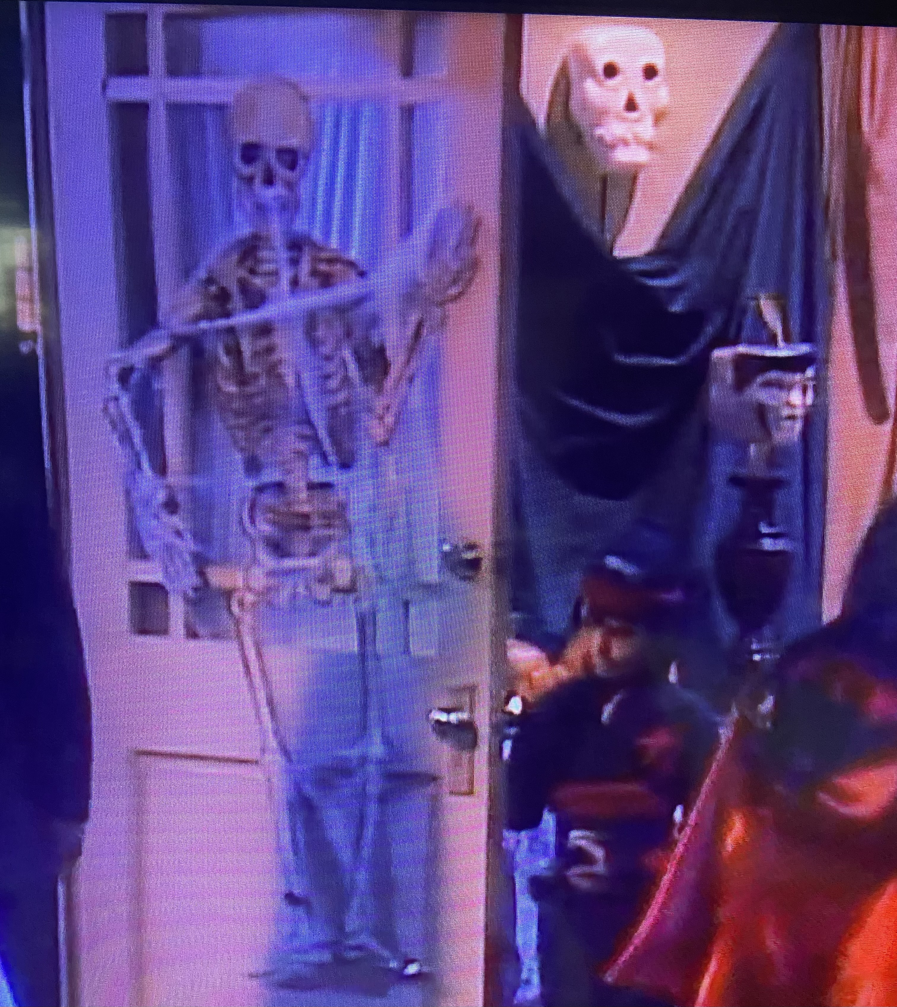 Celebrating the Most Nostalgic Halloween Episode of “Roseanne”- “BOO ...
