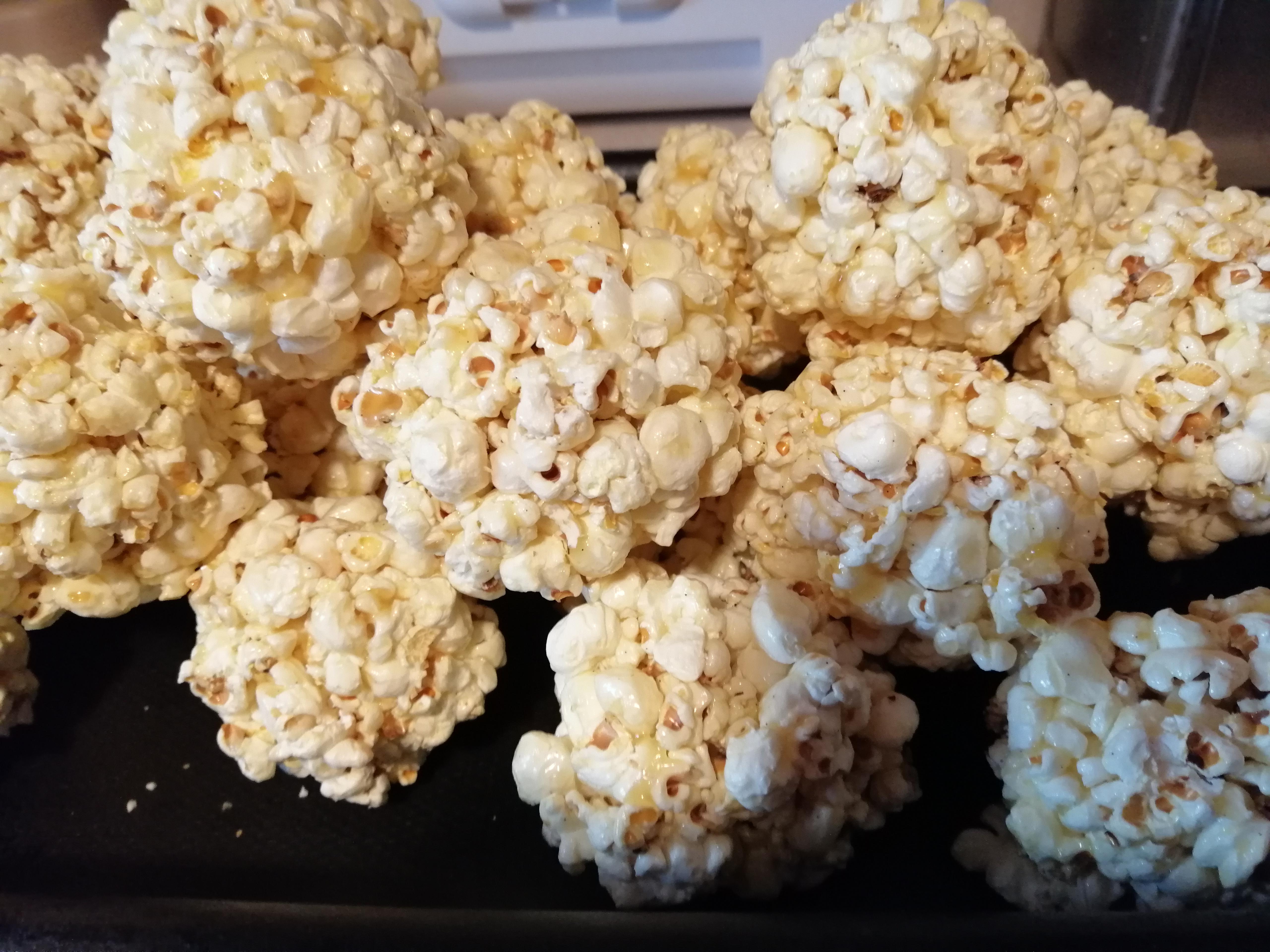 Halloween in the 90s: The Last Great Decade That Got it Right ...